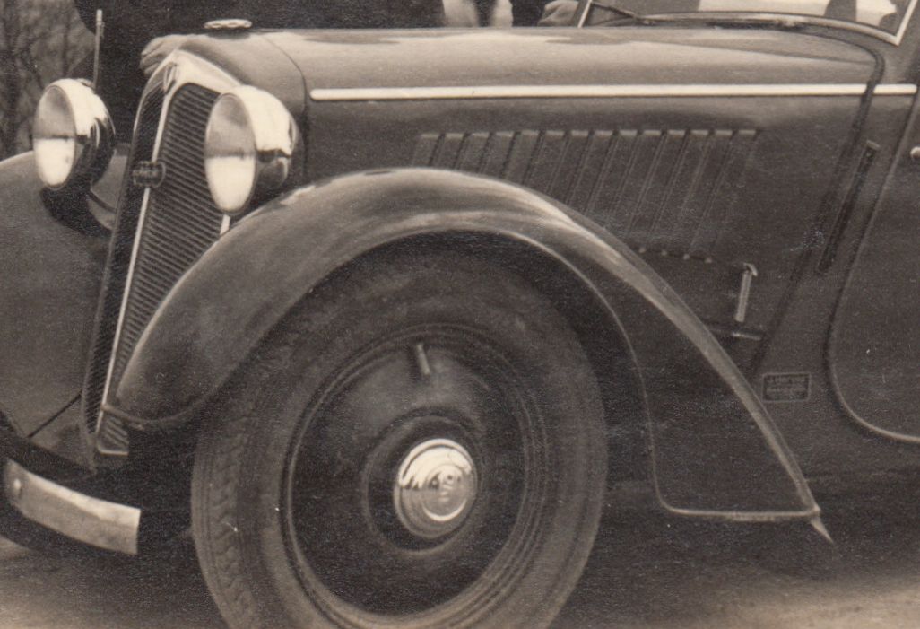 Eleganz im Kleinformat: DKW F4 von 1934/35 | Vorkriegsautos auf alten Fotos