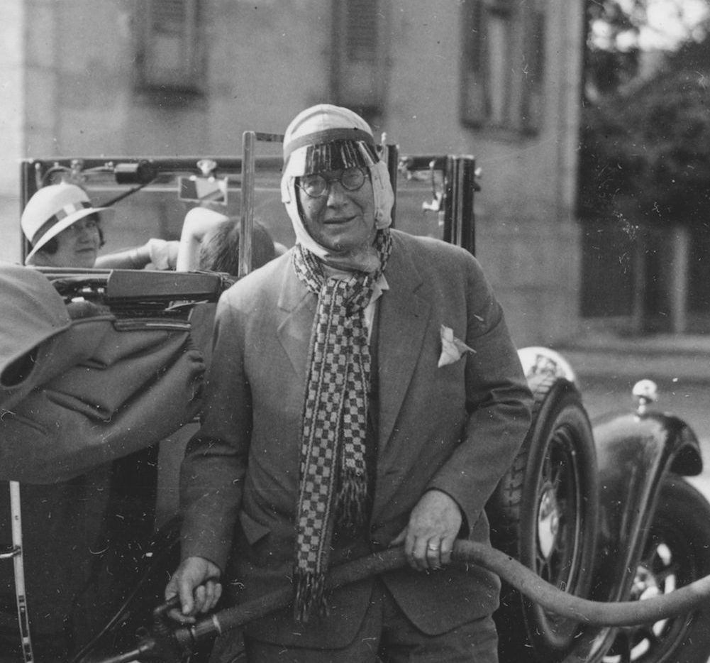 Horch_350_Sedan_Cabriolet_Tankstelle_Ausschnitt | Vorkriegsautos auf ...