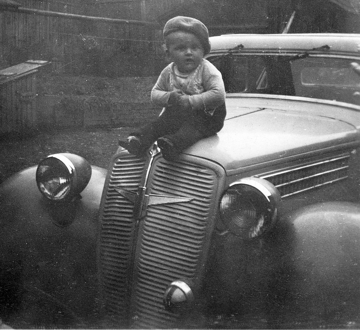 Adler_2_Liter_Hildburghausen_Galerie | Vorkriegsautos auf alten Fotos