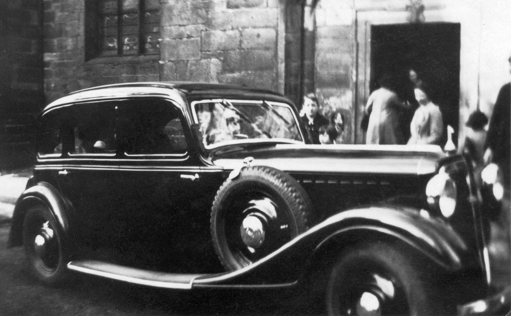 audi_225_6-f-limousine_hildesheim_11-1935_galerie | Vorkriegsautos auf ...
