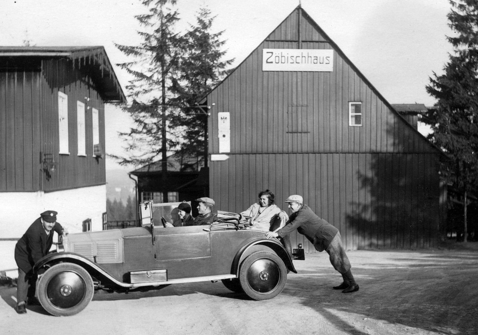 Mit etwas Übung über die Alpen: DKW P 15 PS | Vorkriegsautos auf alten ...
