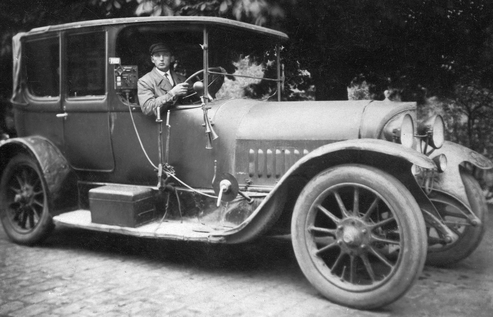 Vom Taxi zum Traumwagen: Ein Opel 18/50 PS | Vorkriegsautos auf alten Fotos