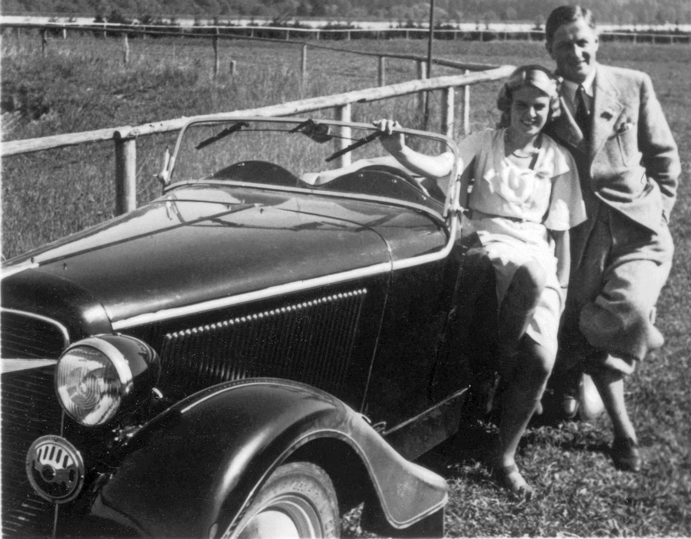 Endlich mal was Neues! DKW P 15 PS Cabrio-Limousine | Vorkriegsautos ...